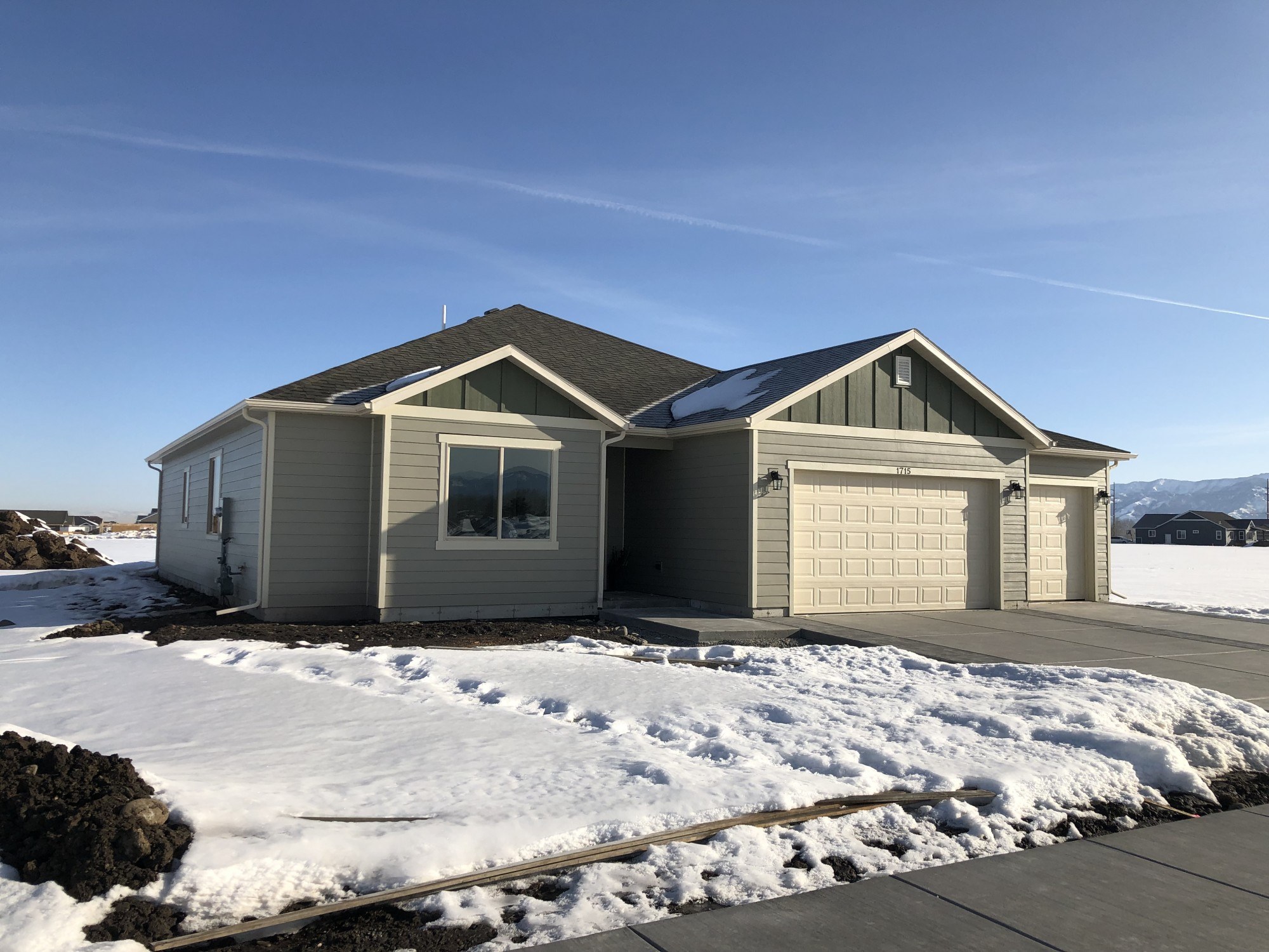 Sold: 1715 Stewart Loop - Sunrise Homes